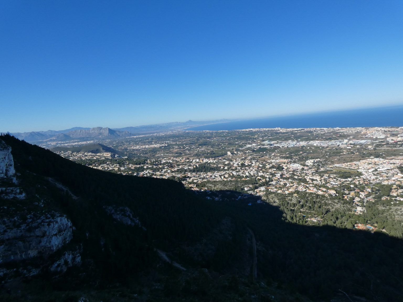 Subida al Montgó desde Denia pasando por la "COVA DEL AIGUA", con ...